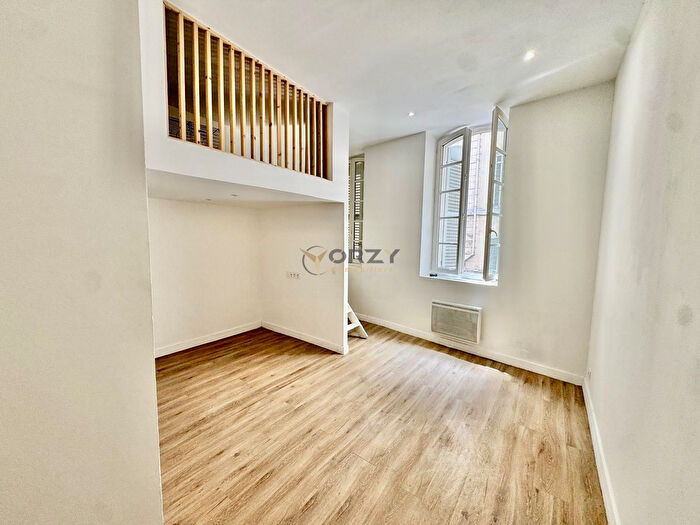 Appartement à louer - Marseille er , Noailles - 1 pièce