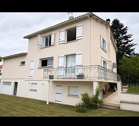 Niort, Champclairot, Goise, Champommier : Maison 6 pièces à vendre