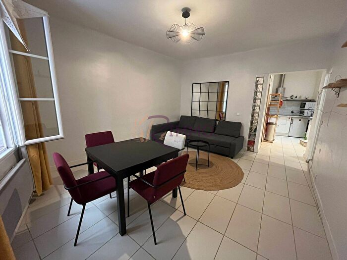 Appartement 1 pièce à louer - Centre Ville, Aix-en-Provence