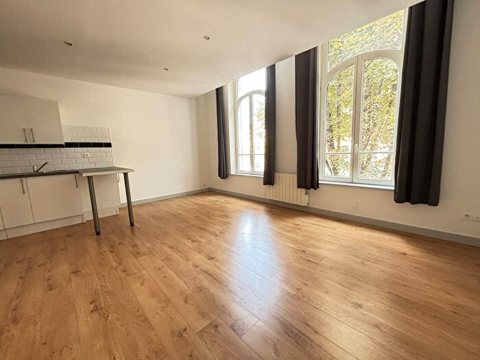 Appartement à louer - Valenciennes - 2 pièces - 1 chambre