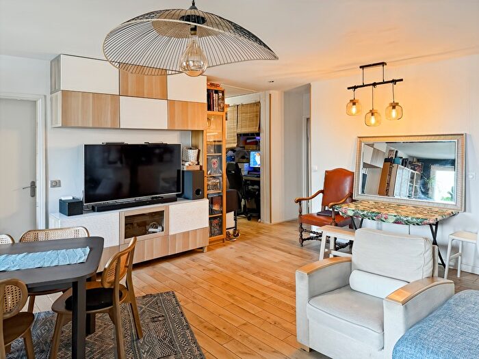 Appartement à vendre - Montreuil, Bel Air, Grand Pêchers - 4 pièces - 3 chambres