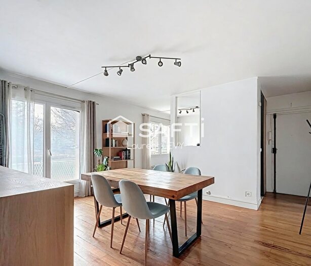 Appartement à vendre - Maisons-Alfort, Charentonneau - 3 pièces - 2 chambres