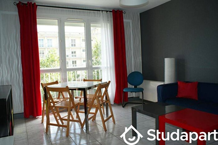 Appartement à louer - Villejean-Beauregard, Rennes - 1 pièce - 4 chambres