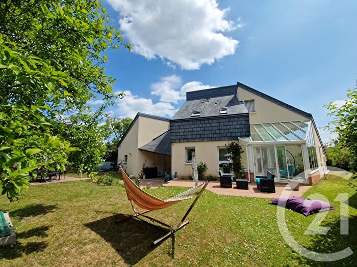 Maison à vendre - Évreux, Saint-Michel - 8 pièces - 6 chambres