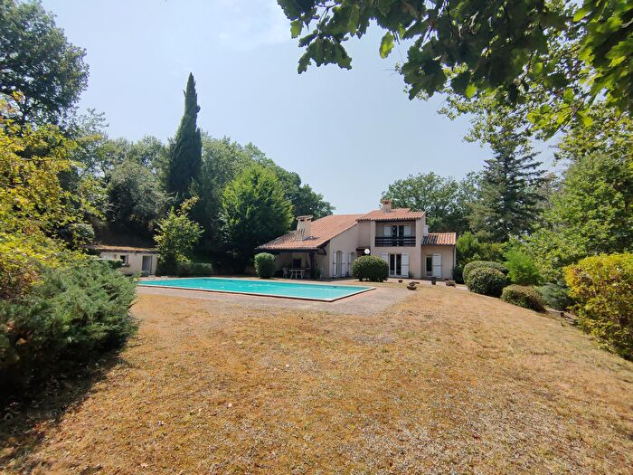 Maison 7 pièces à Graulhet, Nabeillou, Route de Lavaur, à vendre
