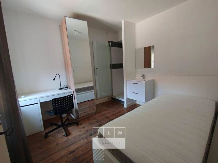 Wazemmes, Lille : Appartement 2 pièces à louer