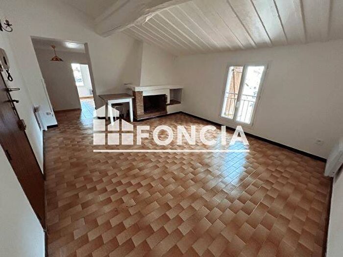 Signes : Appartement 2 pièces à louer