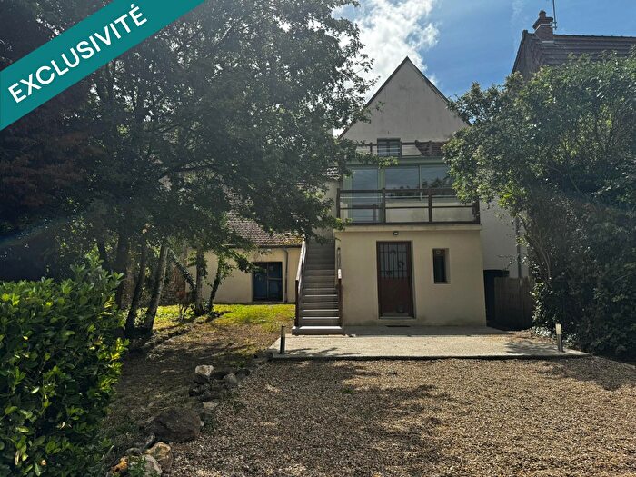 Saint-Léger-sur-Dheune : Maison 4 pièces à vendre