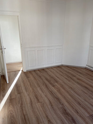 Appartement à vendre - Courbevoie, Gambetta, La Défense - 3 pièces - 2 chambres