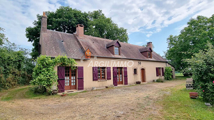 Maison 6 pièces à vendre à Cogners