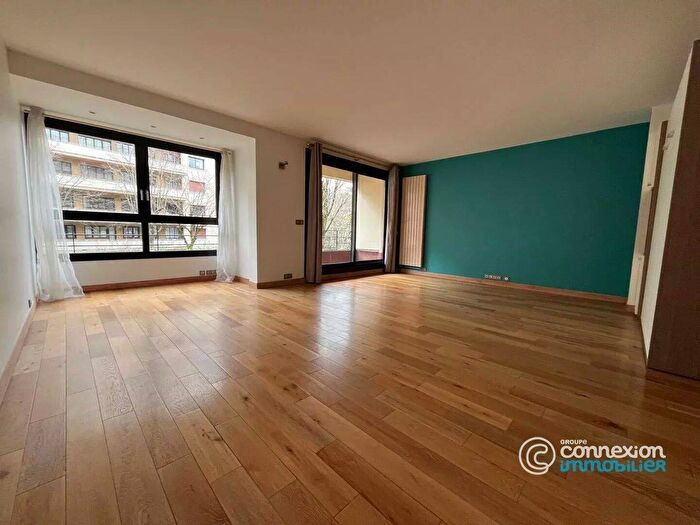 Appartement à louer - Val dOr, Saint-Cloud - 3 pièces - 2 chambres