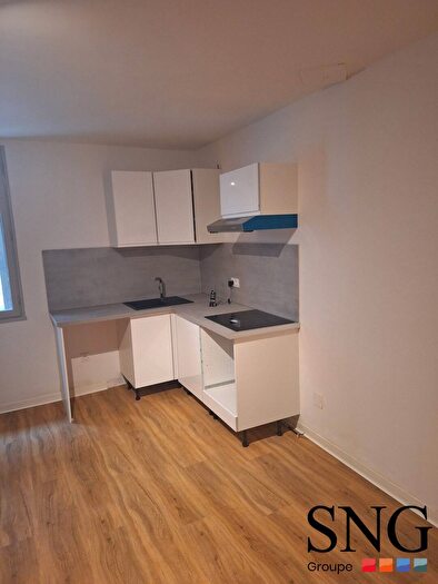 Appartement à louer - Centre Ville Sud et Marly, Tarascon - 4 pièces - 3 chambres