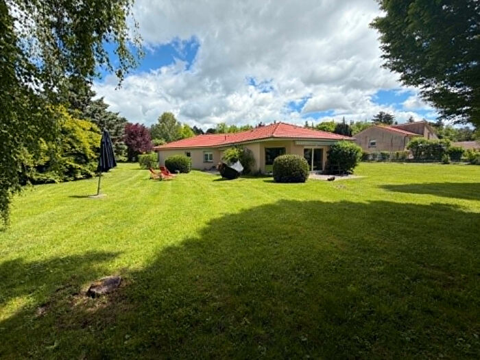 Maison 6 pièces à vendre à Orcines