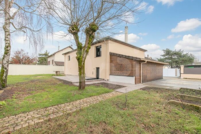 Maison à vendre - Le Plessis-Trévise, François Mansard - 5 pièces - 4 chambres