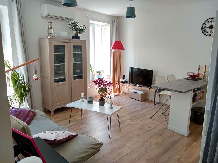 Appartement à vendre - Hyères, Pyanet - 2 pièces - 1 chambre