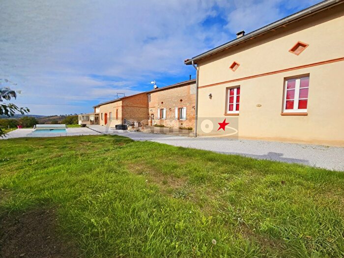 Maison à vendre - Caraman - 14 pièces - 12 chambres