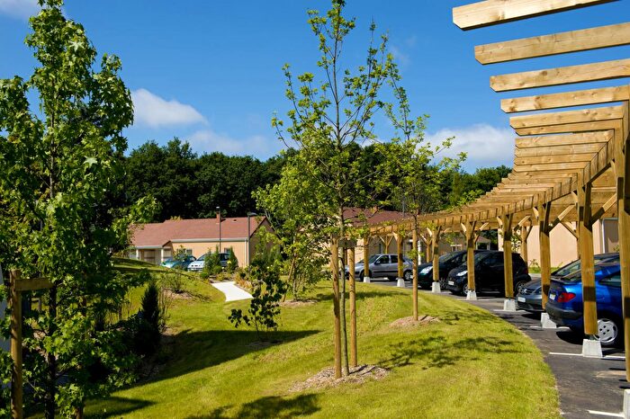 Maison à vendre - Rambouillet, Villeneuve, Hippodrome - 3 pièces - 2 chambres