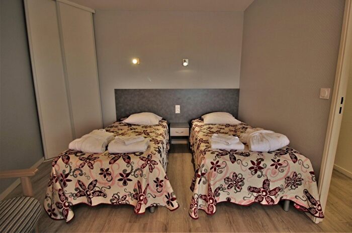 Appartement à vendre - Dax, Centre-ville, Saint-Vincent - 1 pièce