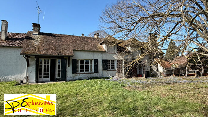 Condé-sur-Vesgre : Maison 6 pièces à vendre