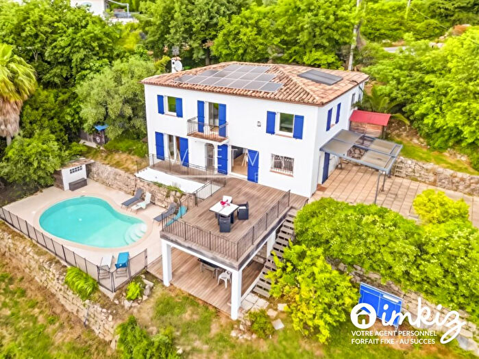 Maison 4 pièces à vendre à Châteauneuf-Grasse