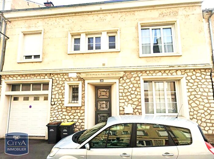 Maison à louer - Saint-Lambert-des-Levées, Croix Verte - 5 pièces - 4 chambres