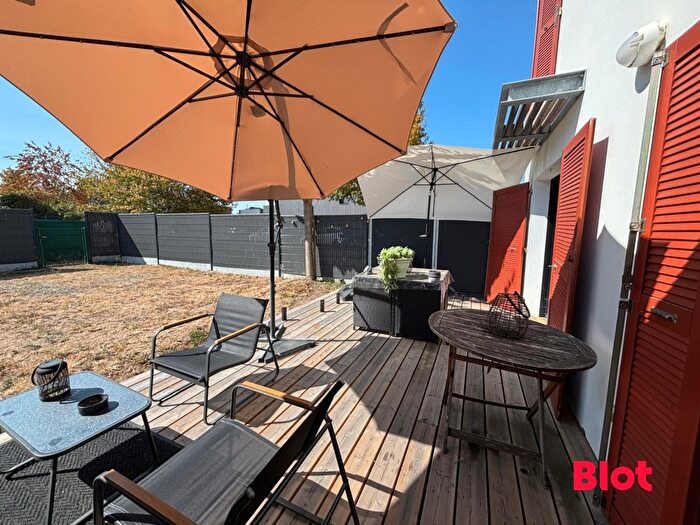 Maison 4 pièces à Saint-Jacques-de-la-Lande, à vendre