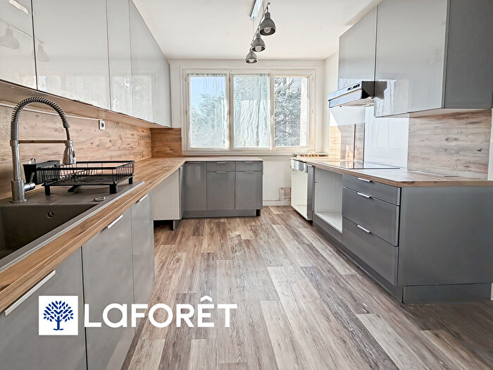 Appartement à louer - Ris-Orangis, Réno, Gare, Oiseaux - 3 pièces - 2 chambres