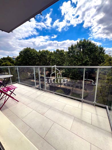 Neuilly-sur-Seine, Parc de Neuilly : Appartement 2 pièces à vendre