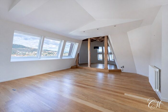 Appartement à vendre - Chamalières, Royat - 3 pièces - 2 chambres