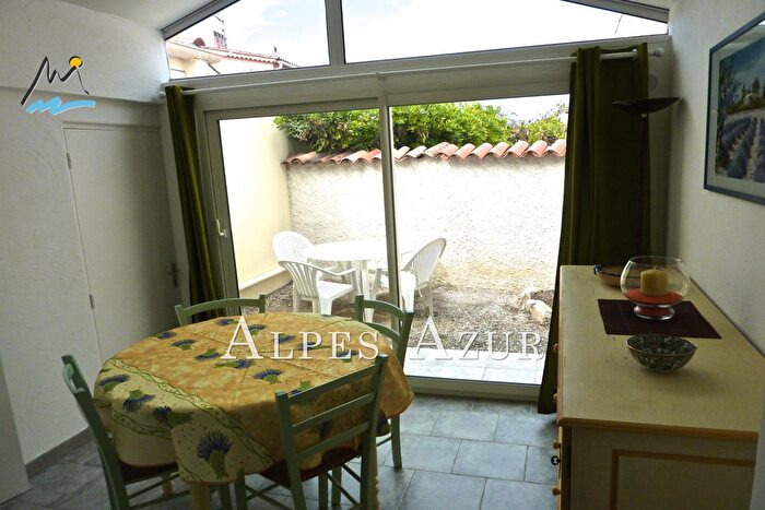 Appartement à louer - Cagnes-sur-Mer, Les Bréguières - 1 pièce