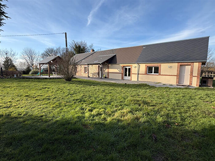 Maison à vendre - Orgères - 6 pièces - 4 chambres