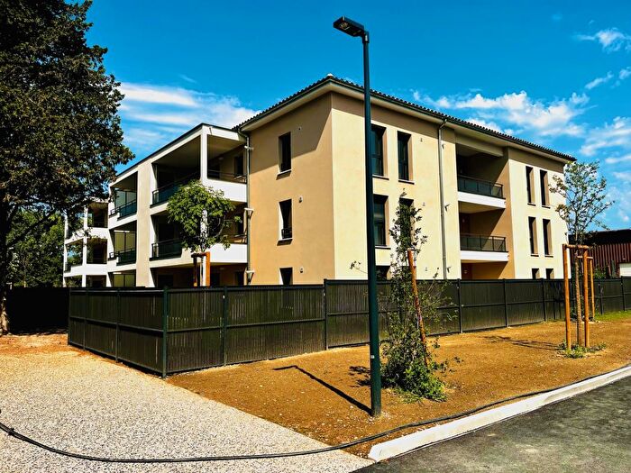 Appartement à louer - Pont-de-lIsère - 3 pièces - 2 chambres