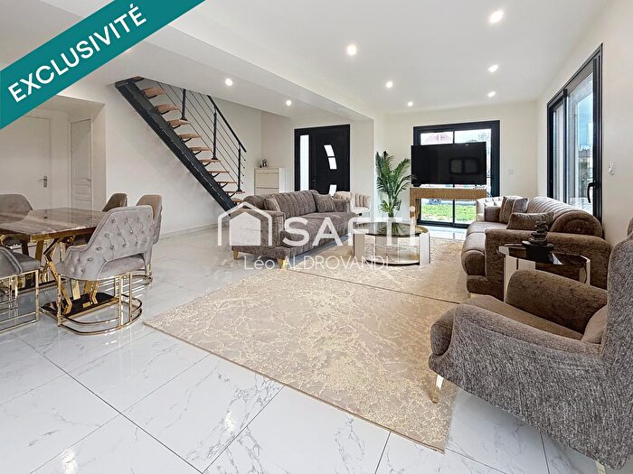 Maison à vendre - Éterville - 5 pièces - 4 chambres