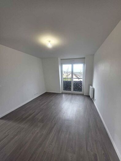 Appartement à louer - Nord Est, Gretz-Armainvilliers - 1 pièce