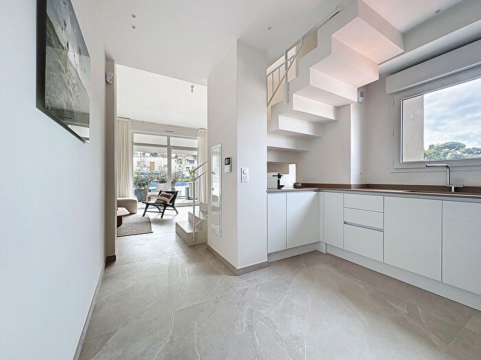 Appartement à vendre - Nice, Riquier - 4 pièces - 3 chambres