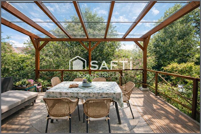 Maison à vendre - Vaujours - 4 pièces - 3 chambres