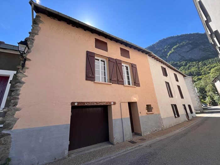 Maison 3 pièces à Vicdessos, à vendre