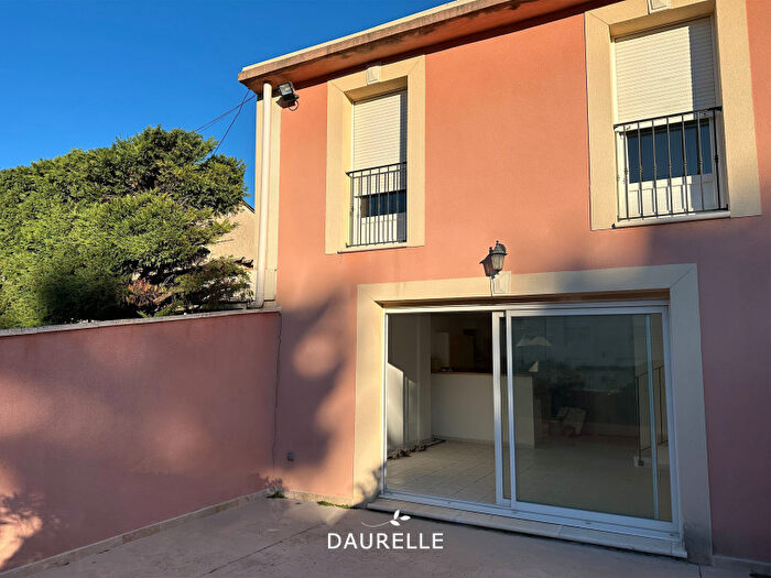 Appartement à vendre - Rognonas - 4 pièces - 3 chambres