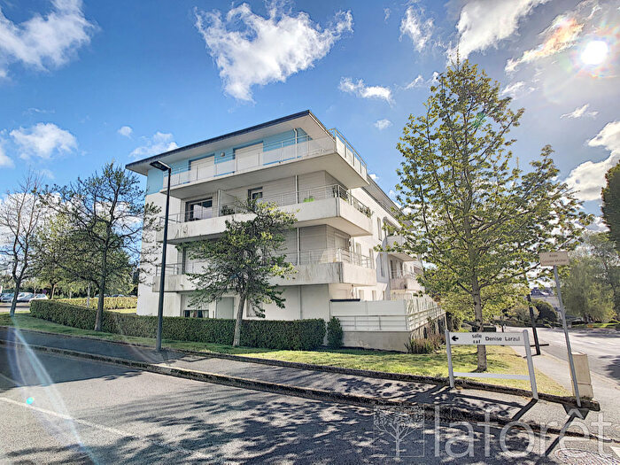 Appartement à louer - Quimper, Locmaria, Tourelle, Kervir - 3 pièces - 2 chambres