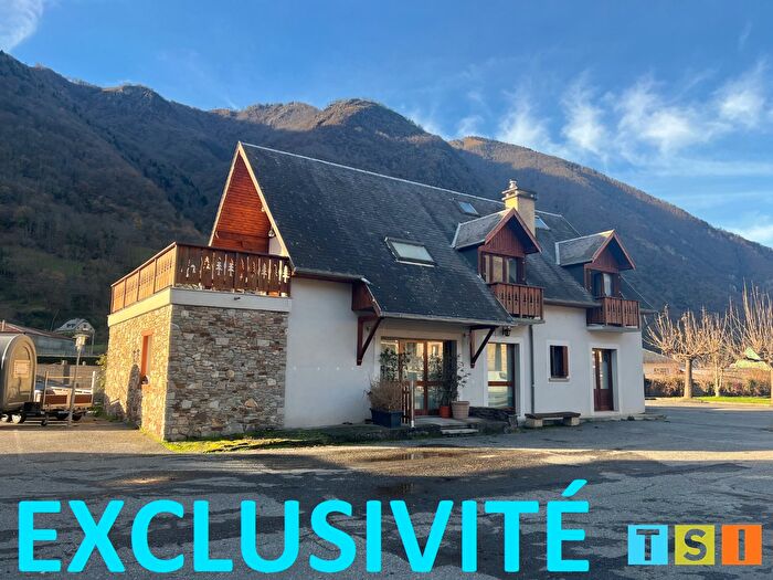 Bagnères-de-Luchon : Maison 8 pièces à vendre