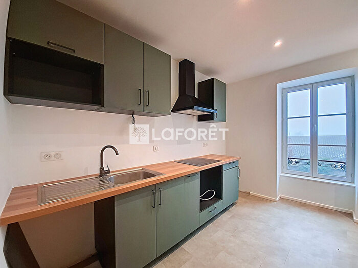 Maison à vendre - Fleurie - 6 pièces - 4 chambres