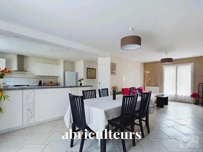 Maison à vendre - Béthisy-Saint-Martin - 6 pièces - 4 chambres