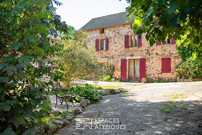 Maison à vendre - Saint-Christophe - 14 pièces - 11 chambres