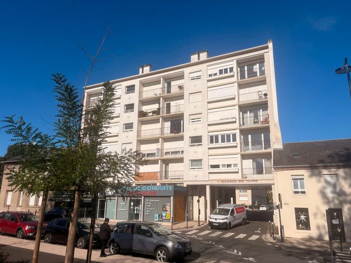 Appartement 1 pièce à Saint-Jean-de-la-Ruelle, Charles Beauhaire, Paul Doumer, Mairie, à vendre