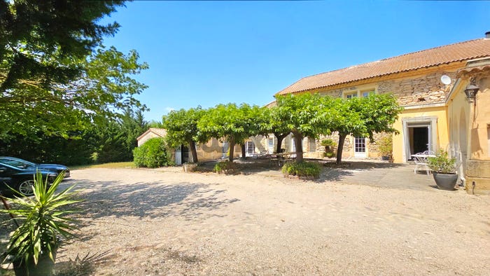 Maison 19 pièces à vendre à postalCode