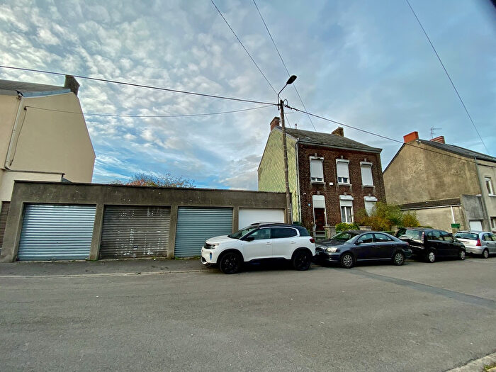 Maison à vendre - Maubeuge, Sous-le-Bois - 6 pièces - 3 chambres