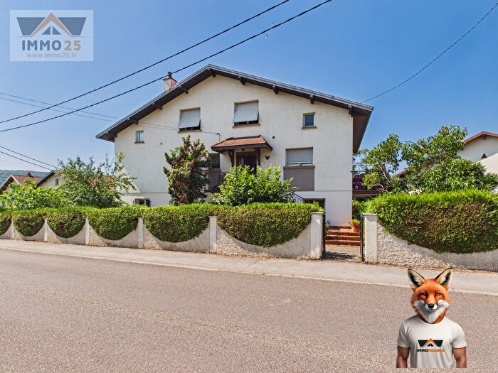 Maison 8 pièces à vendre à Thise