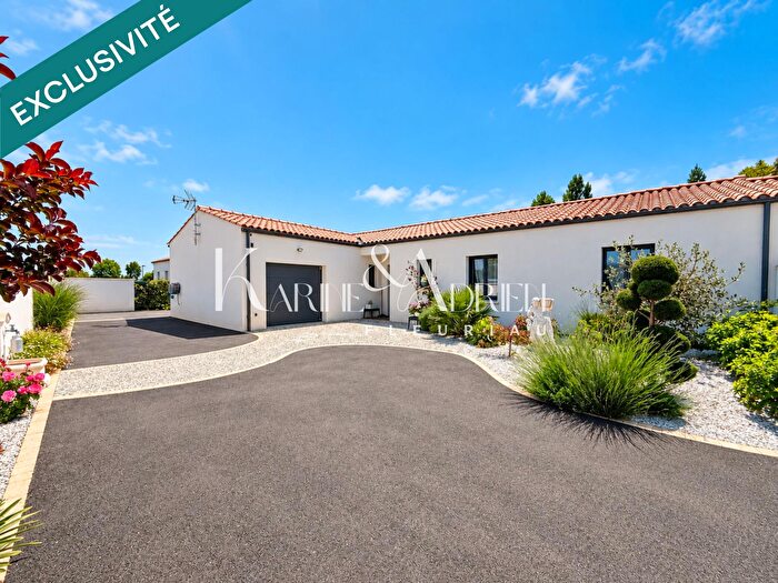 Maison 5 pièces à vendre à Velluire