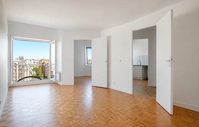 La Garenne-Colombes, Centre Nord, Gare, Mairie : Appartement 2 pièces à vendre