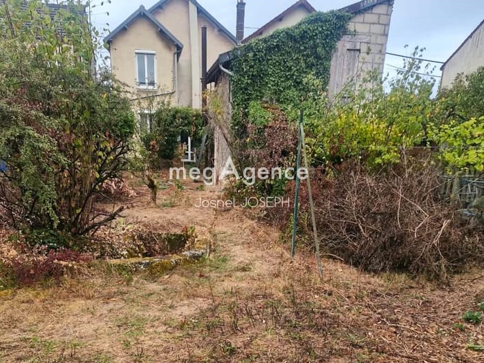 Romilly-sur-Seine, Centre-ville, Gare, Lion, Les Hauts Buissons : Maison 4 pièces à vendre